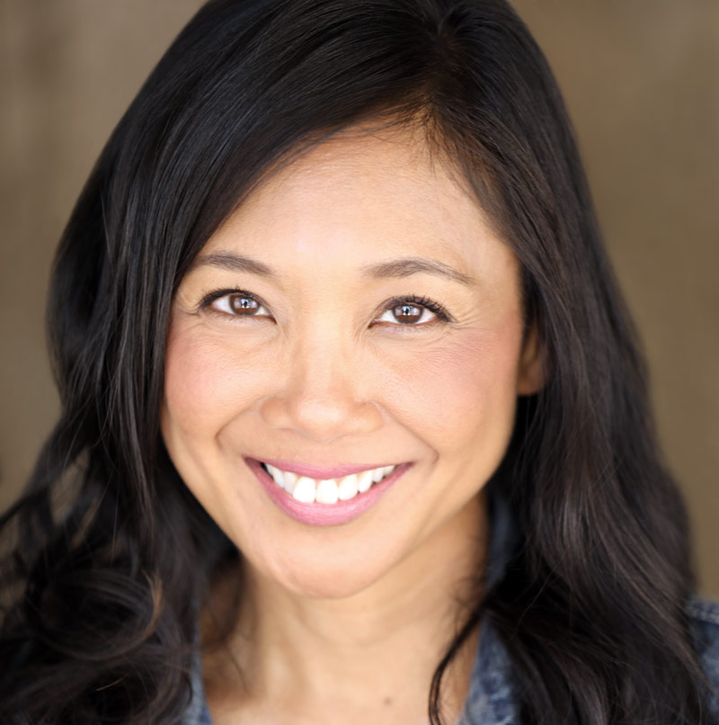Bio | Jennifer Aquino